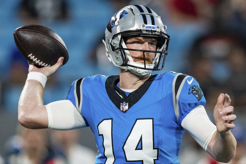 Dalton será titular con los Panthers ante Seahawks; Bryce Young tiene ...