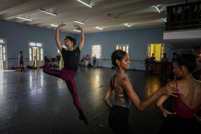 Jessica Lang comienza montaje de ballet en La Habana
