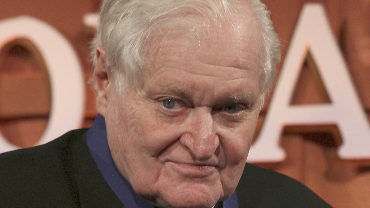 Poeta estadounidense John Ashbery muere a los 90 años