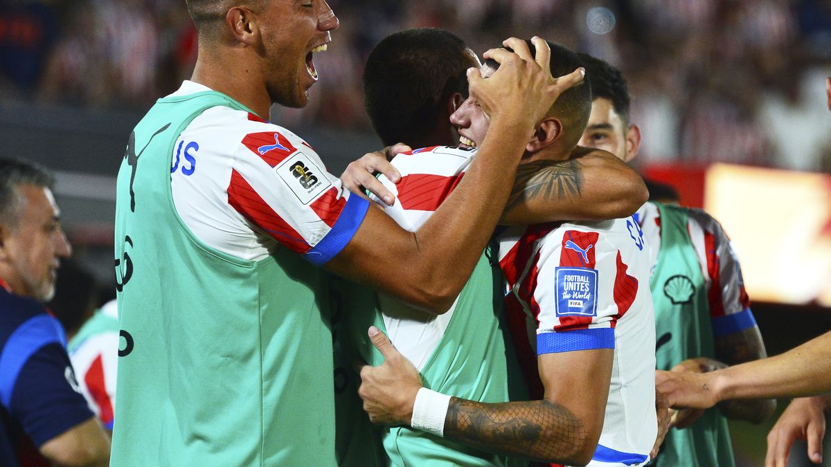 Paraguay somete 1-0 a Chile y se acerca al Mundial de 2026