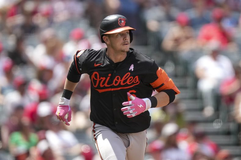 Orioles colocan a Mountcastle en la lista de lesionados por distensión ...