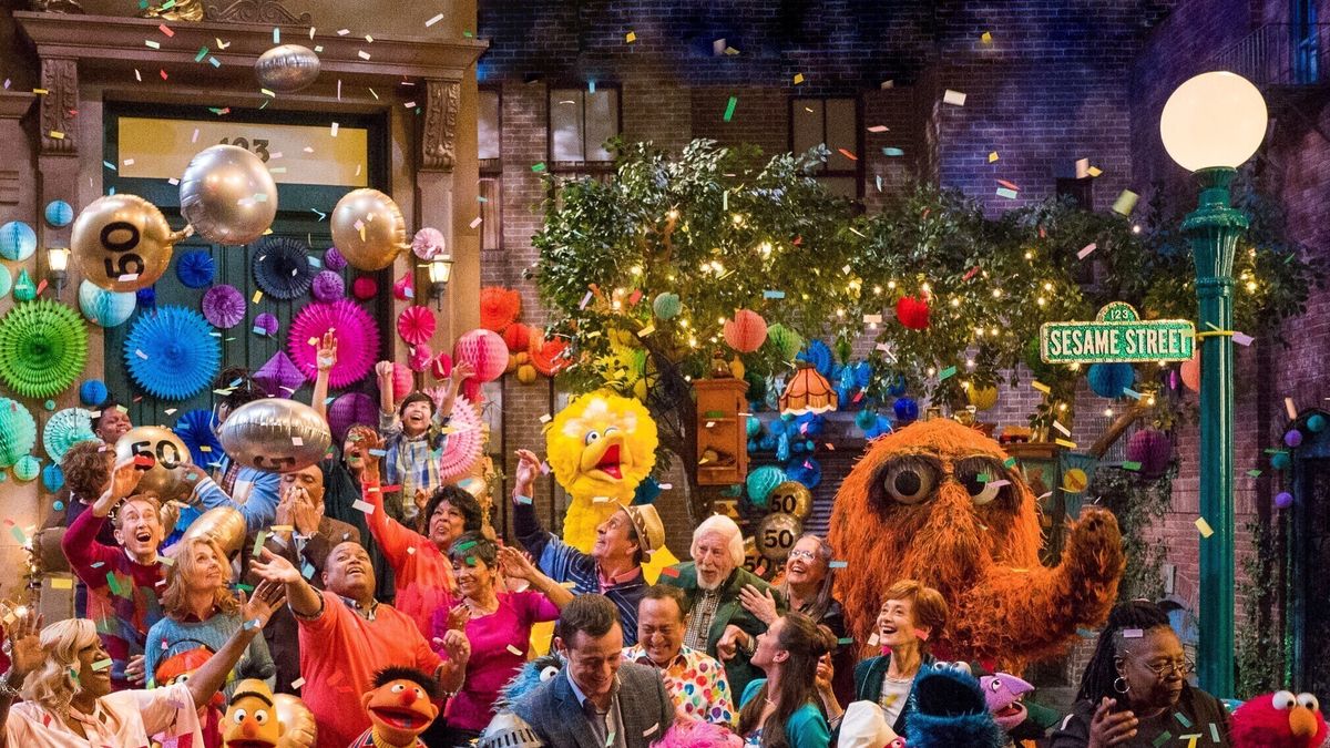 “Sesame Street” celebra 50 años de “bondad y humor”