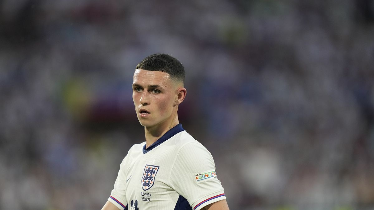 Foden abandona concentración de Inglaterra y vuelve a casa por un ...