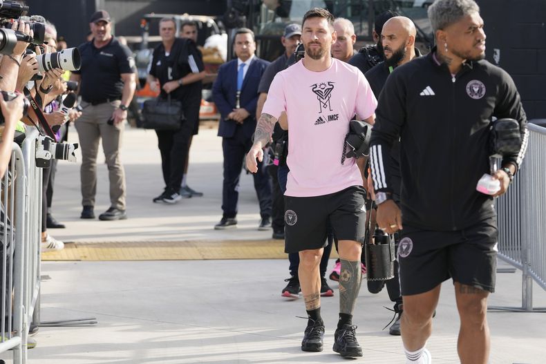 Messi debuta con Inter Miami y se viste de héroe en triunfo ante Cruz Azul