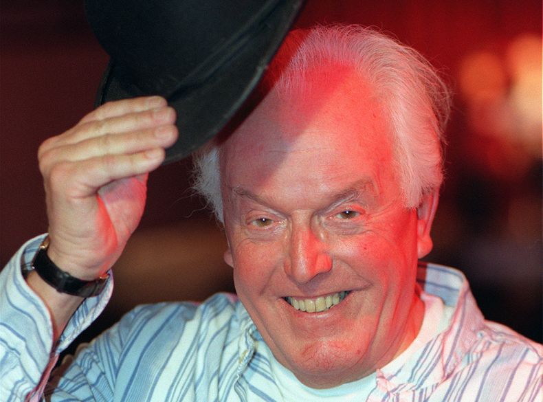 Fallece actor cómico británico Brian Rix