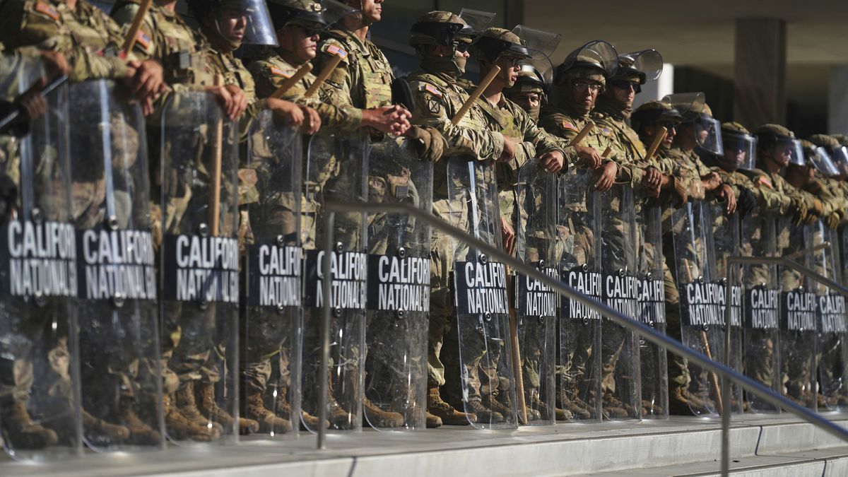 VAMOS A ENTRAR Trump insiste en enviar la Guardia Nacional a Chicago y señala también a Baltimore