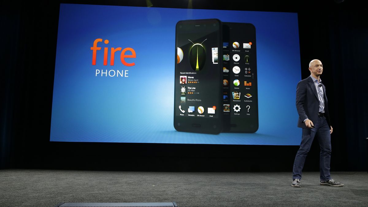 Amazon presenta teléfono multiusos