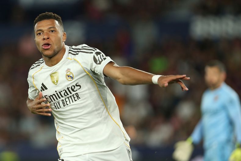 Con un Mbappé encendido, el Real Madrid visita al Atlético en un ...