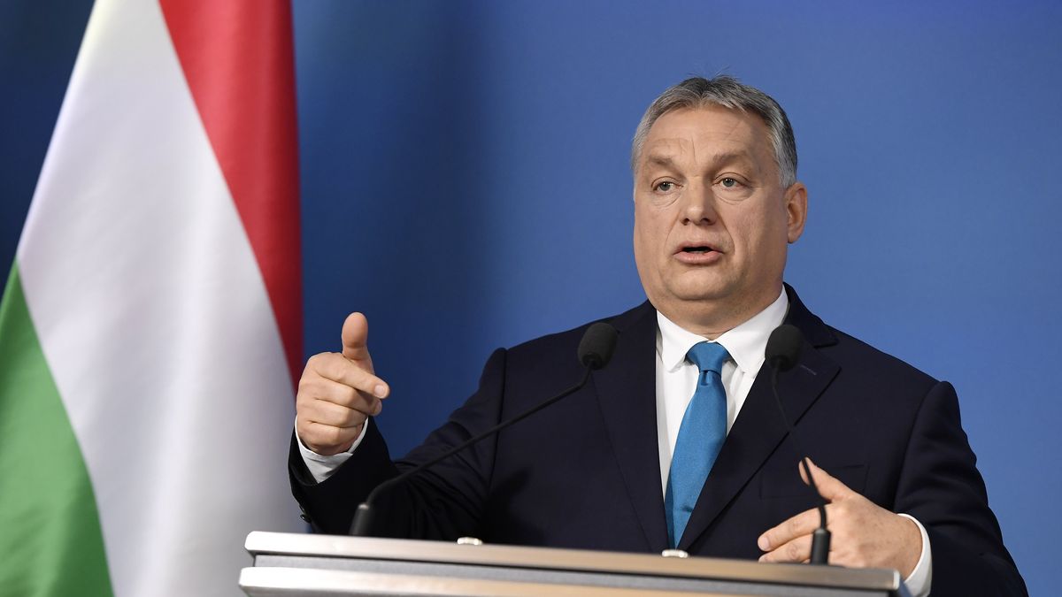 Líder de Hungría pide unir fuerzas antiinmigración en Europa