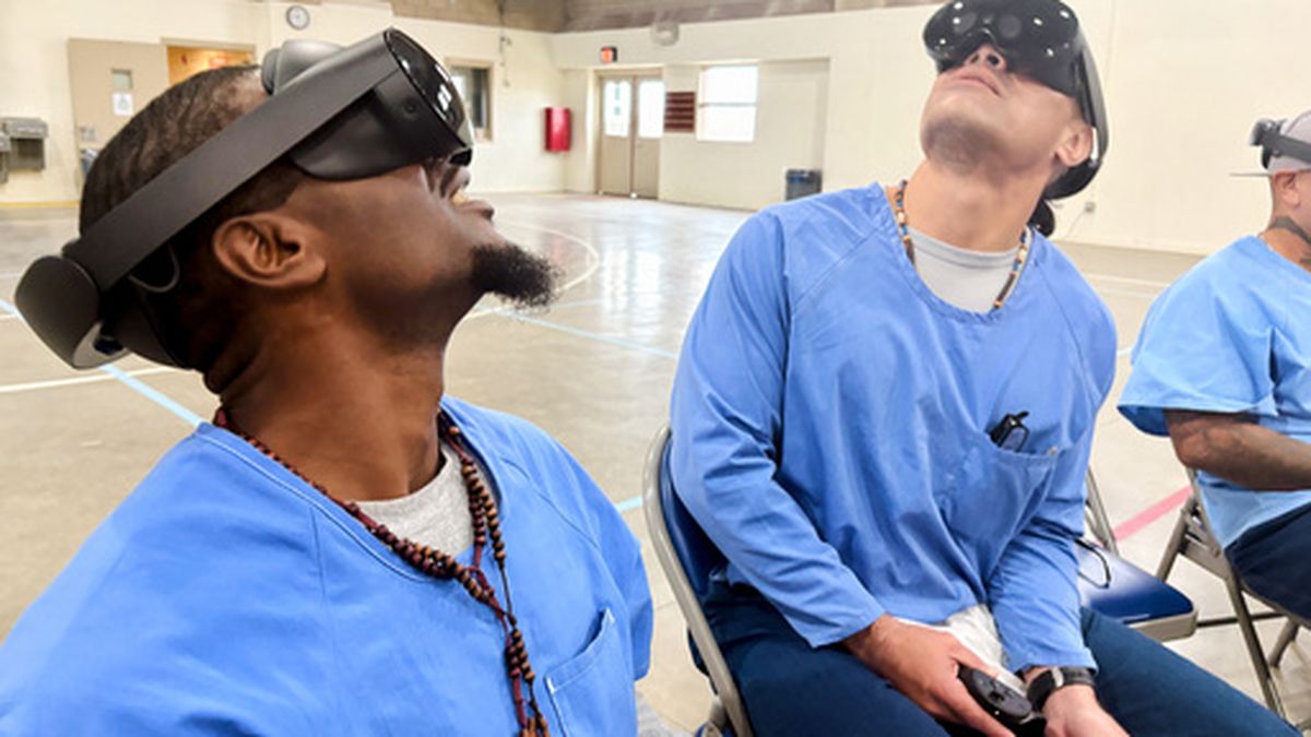 Visores de realidad virtual son “máquinas de esperanza” en prisiones de ...