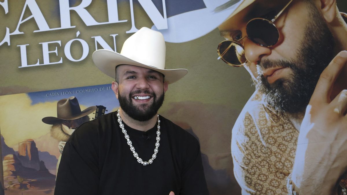 Carin León busca romper el cliché de la música regional mexicana