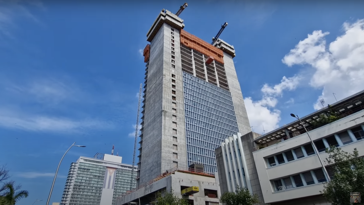 Iberostar gestionará la Torre K, el hotel cinco estrellas que construyó ...