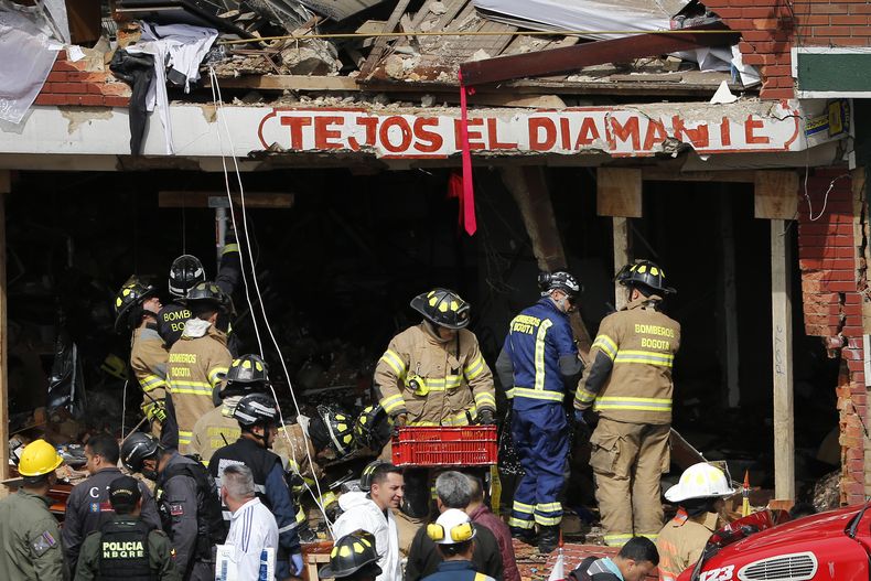 Cuatro muertos y veintinueve heridos en explosión en Bogotá