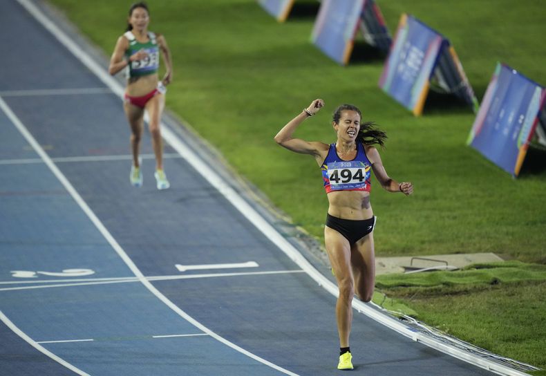 A 1 día de ganar medio maratón, Brea da oro a Venezuela en 5.000 metros ...