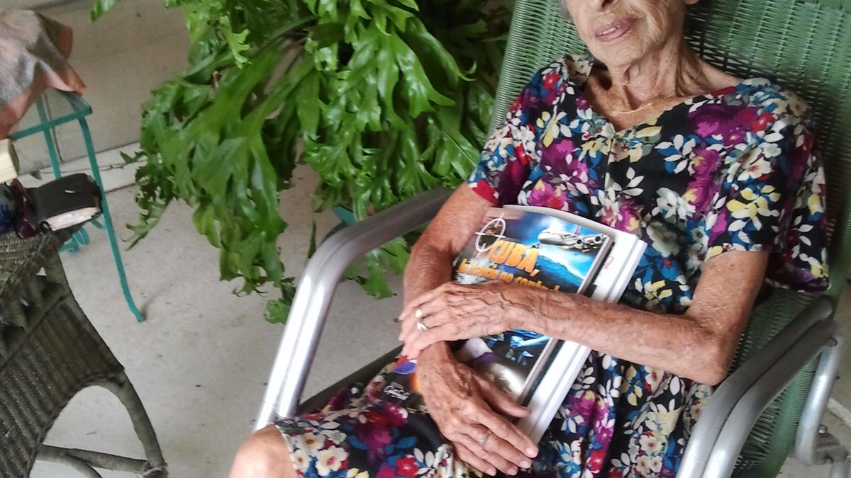 Muere Naty Revuelta, uno de los amores de Fidel Castro