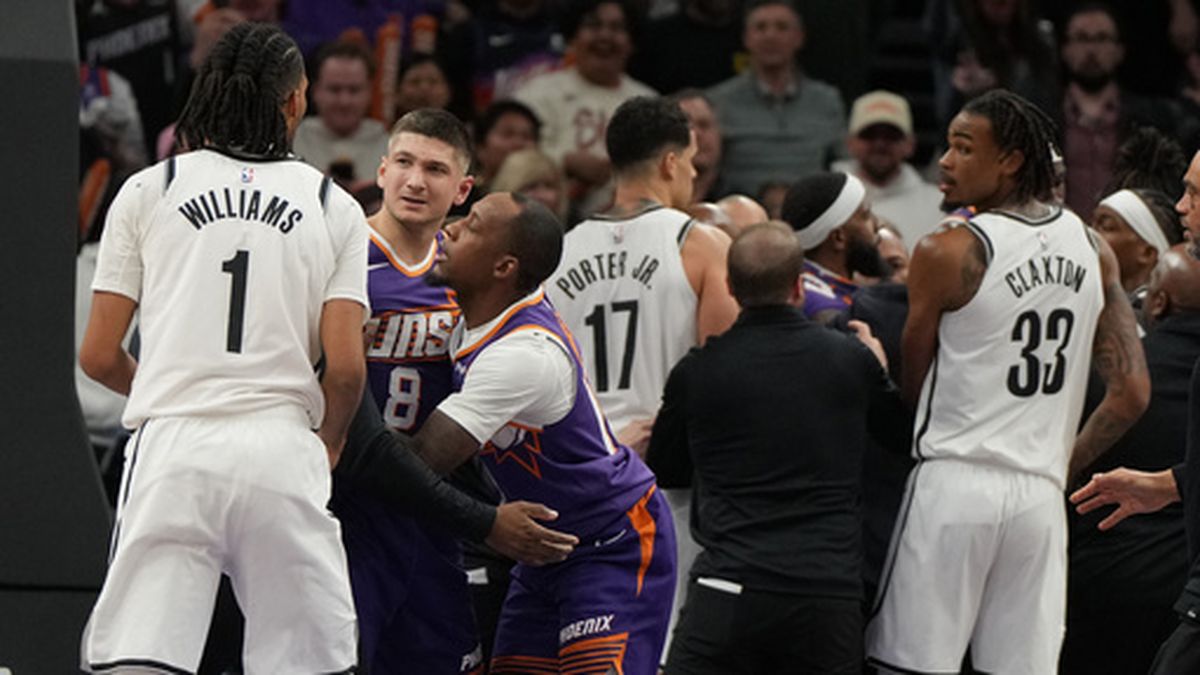 Suns vencen a Nets por 106-102 tras altercado en el último cuarto