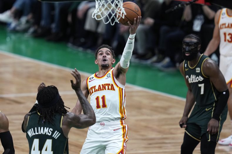 En el último suspiro, Hawks extienden la serie ante Celtics