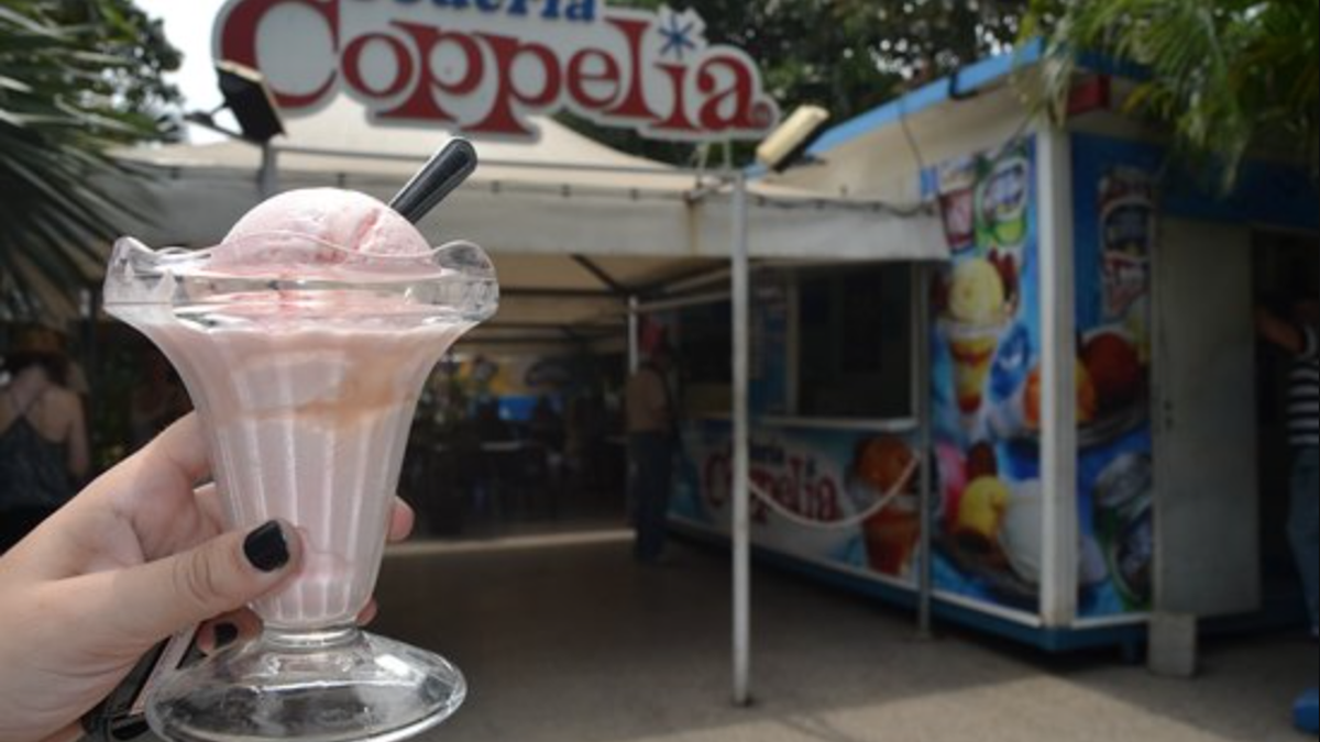 Bajo presión popular, el Gobierno de La Habana baja el precio del ...