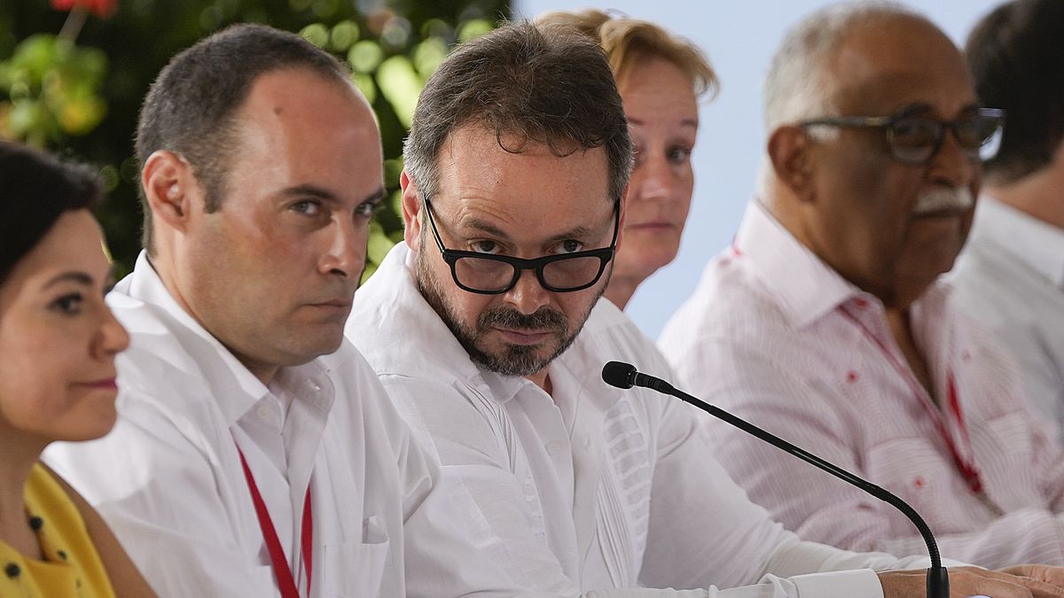 Gobierno De Colombia Y Guerrilla Del Eln Se Reúnen En Caracas Para