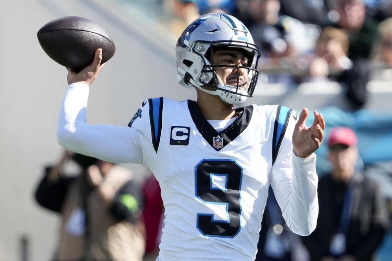 La NFL está al tanto del video que muestra al dueño de Panthers ...