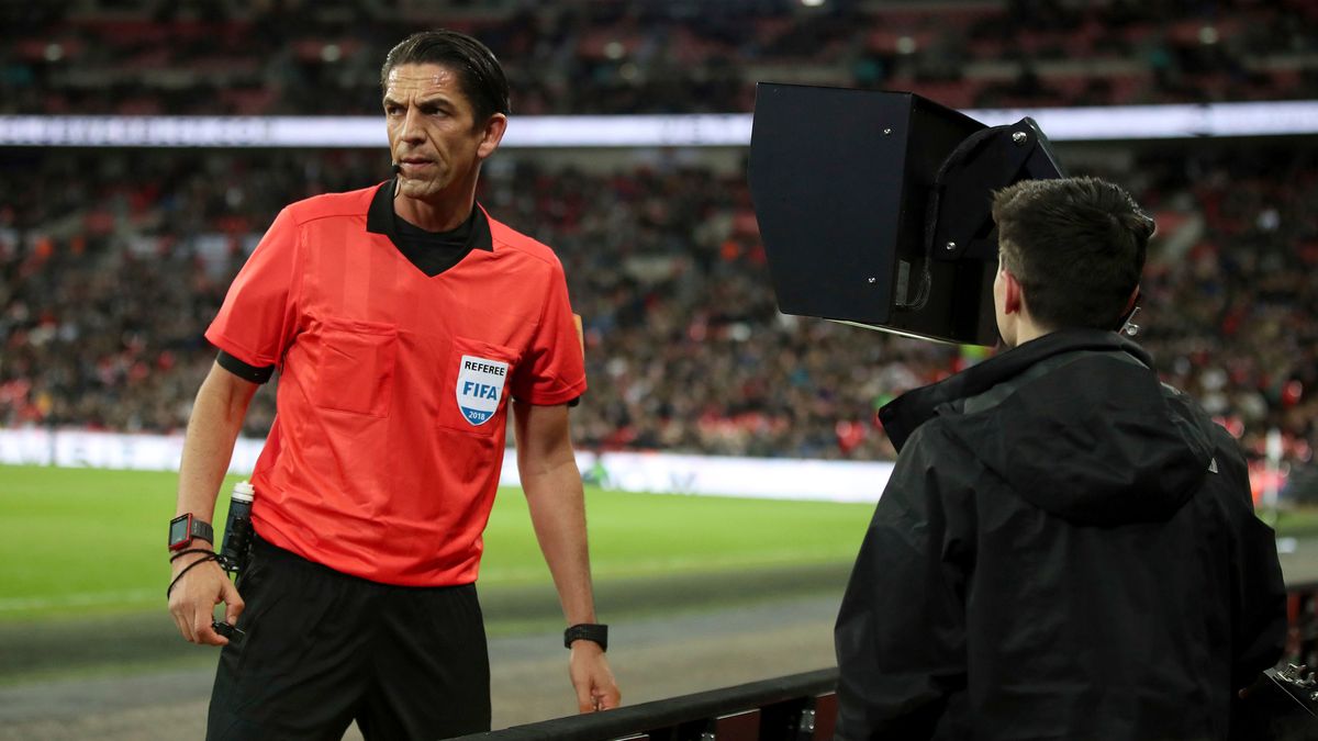 FIFA anuncia árbitros para Mundial