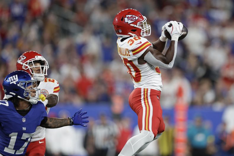 El destacado desempeño de Tyquan Thornton impulsa a los Chiefs a su ...