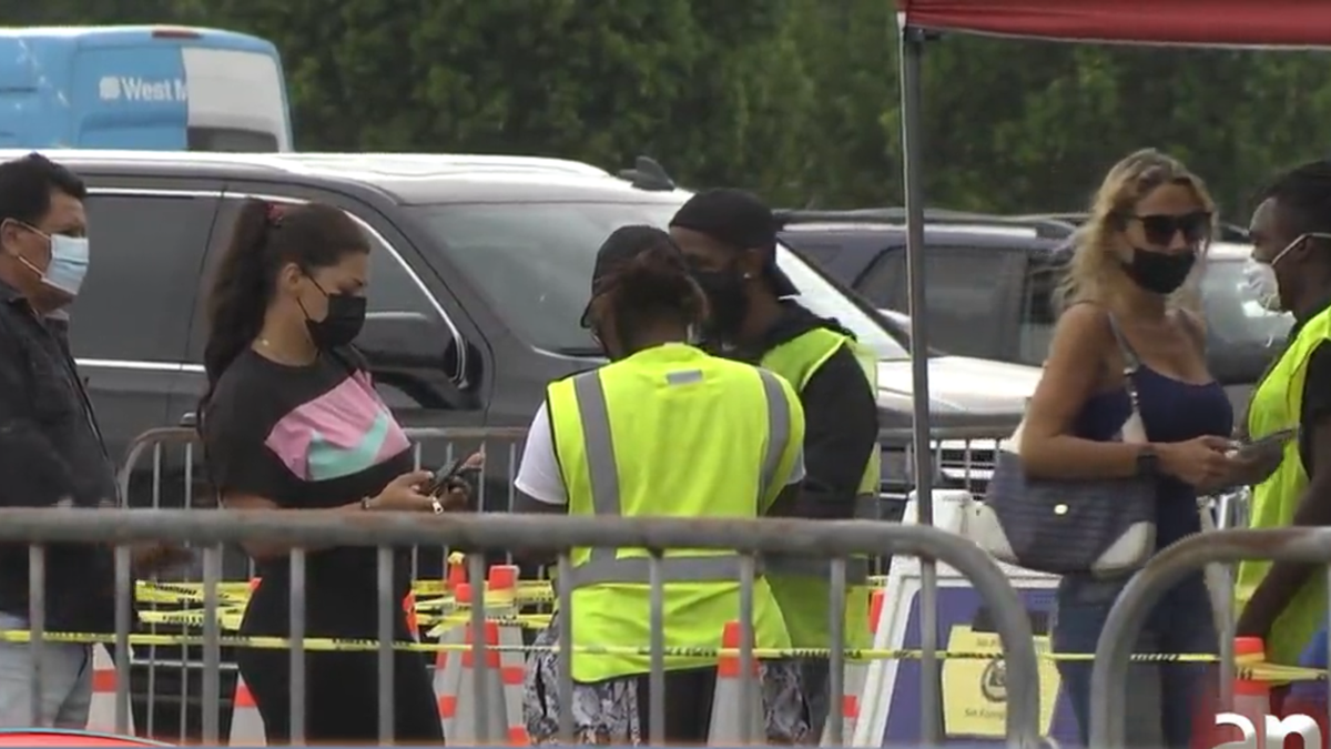 Reanudan vacunación de las primeras dosis de Pfizer en el recinto norte ...