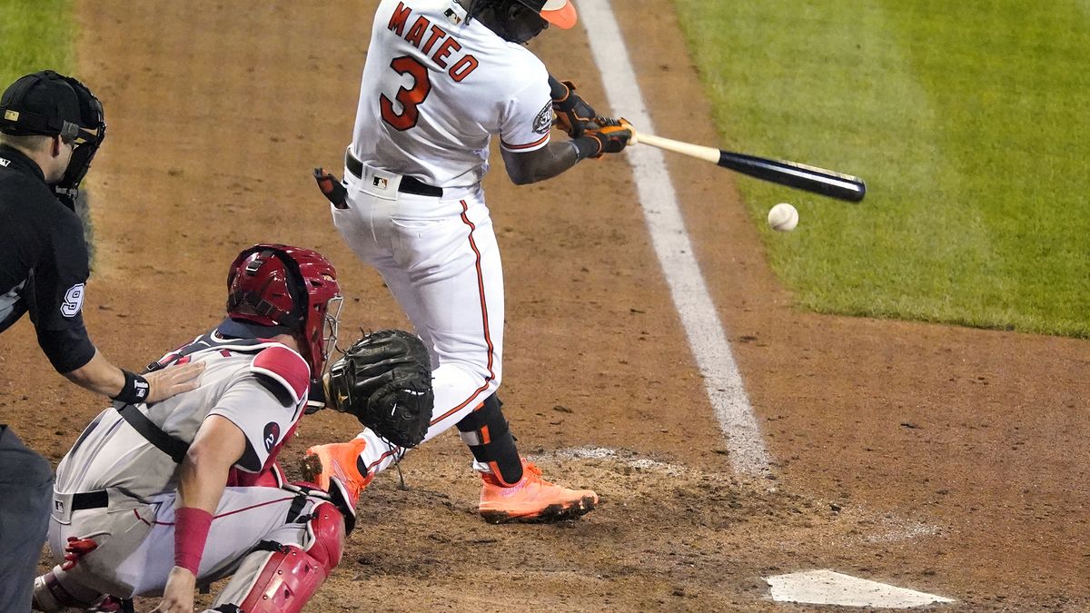 Mateo conduce a Orioles a imponerse a Medias Rojas