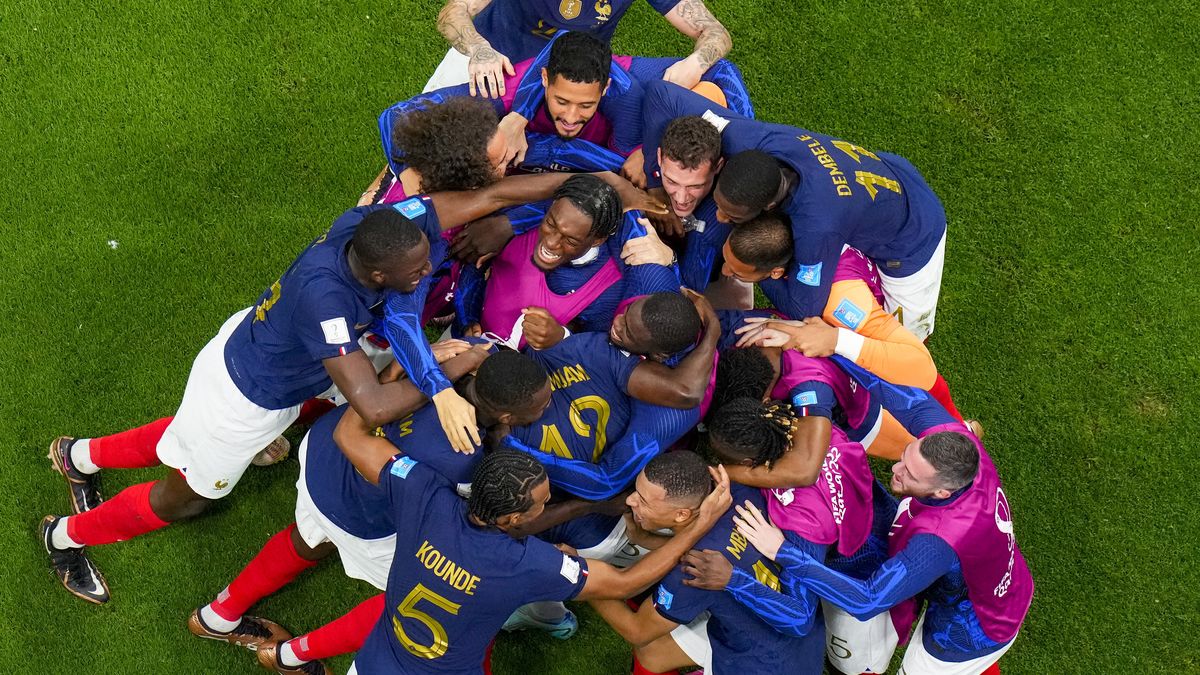 Francia, Mbappé y Deschamps tienen una cita con la historia Francia, Mbappé y Deschamps tienen una cita con la historia