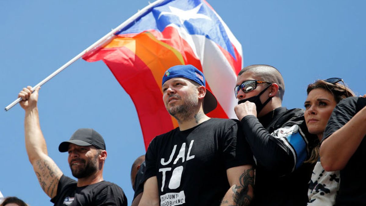 El rapero Residente irónicamente lamentó los disturbios en EEUU