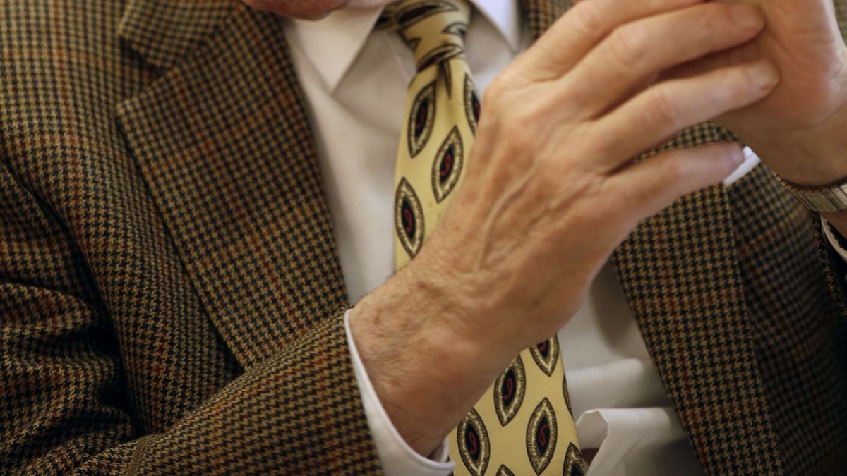 El doctor Heimlich usa por fin el método al que dio nombre