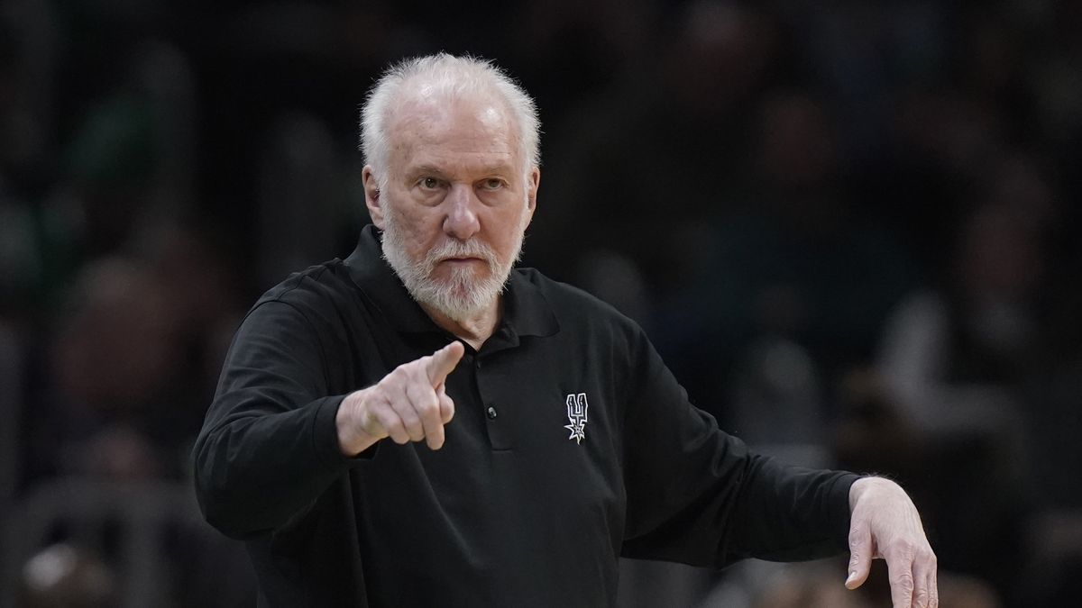 Popovich aún no dice adios, el entrenador firma por cinco años más con ...