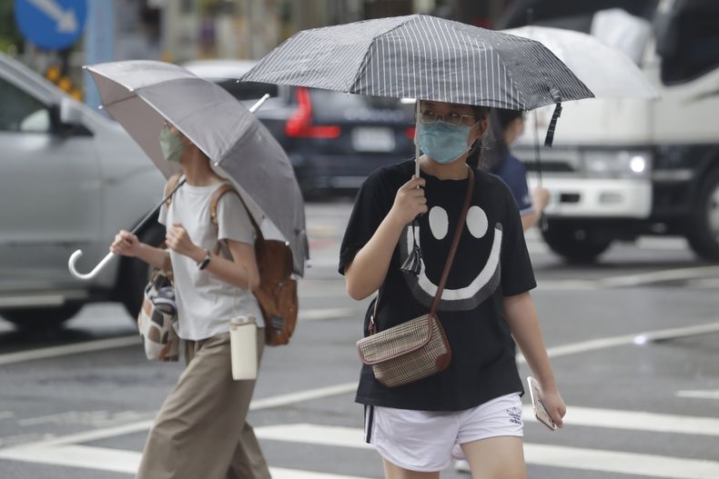 El este de China se prepara para la llegada de un tifón