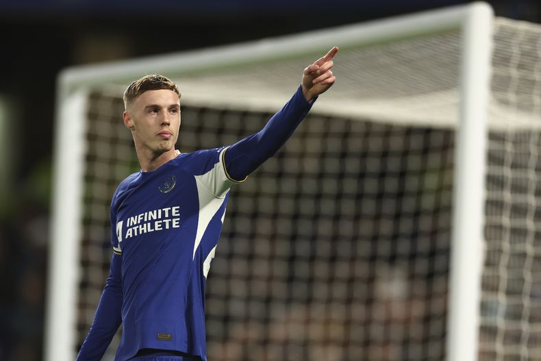 Palmer anota 4 y el Chelsea destroza por 6-0 al Everton en la Liga Premier