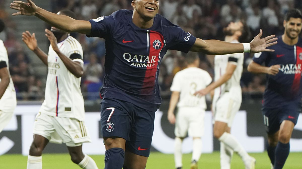 Kylian Mbappé anota dos goles, el PSG doblega al Lyon 4-1 en la Liga ...