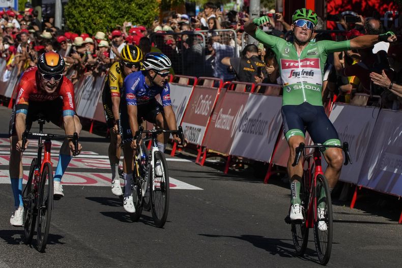 Vuelta: Evenepoel cerca de título; Pedersen suma 3er triunfo