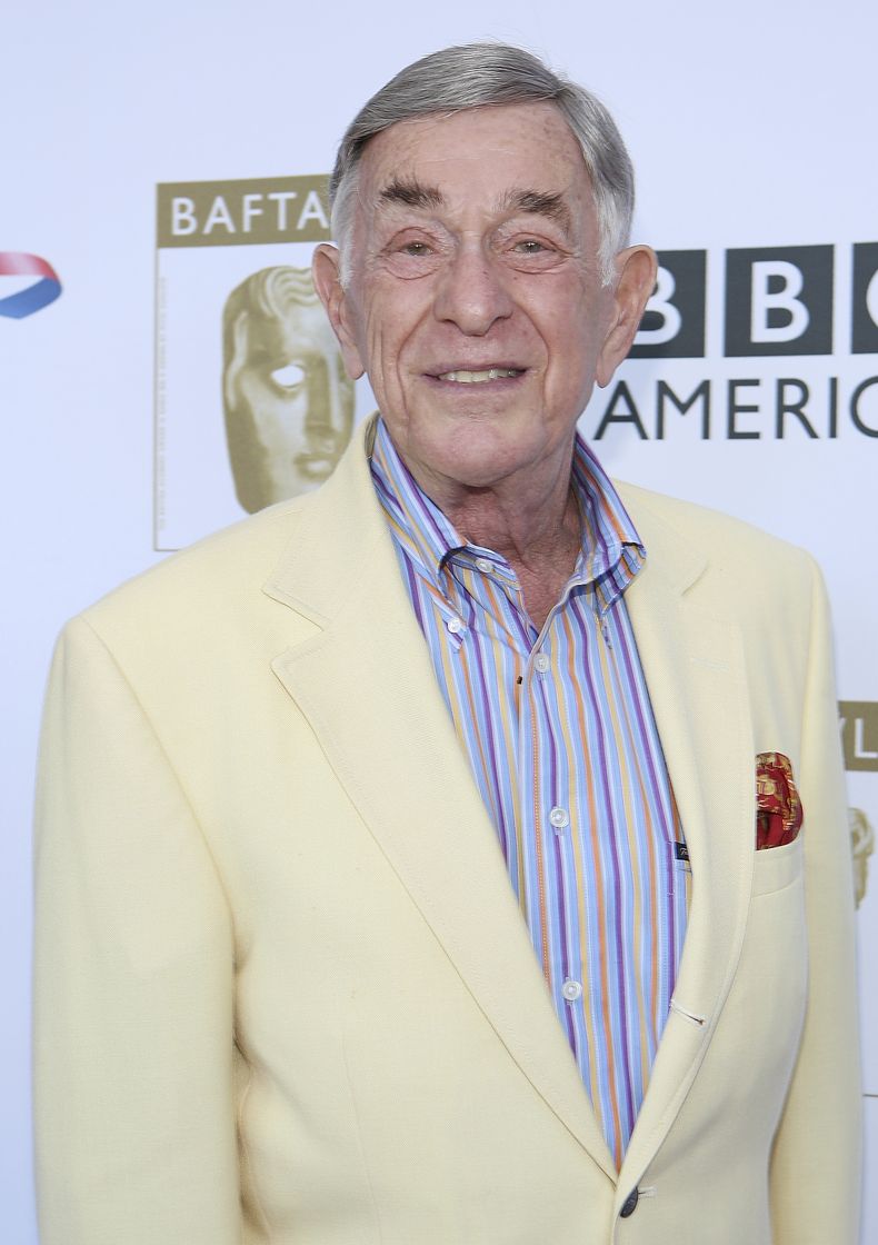 Muere el comediante Shelley Berman
