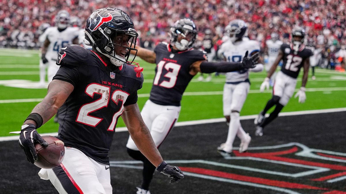 Texans dominan 26-0 a Titans en su primera victoria de la temporada