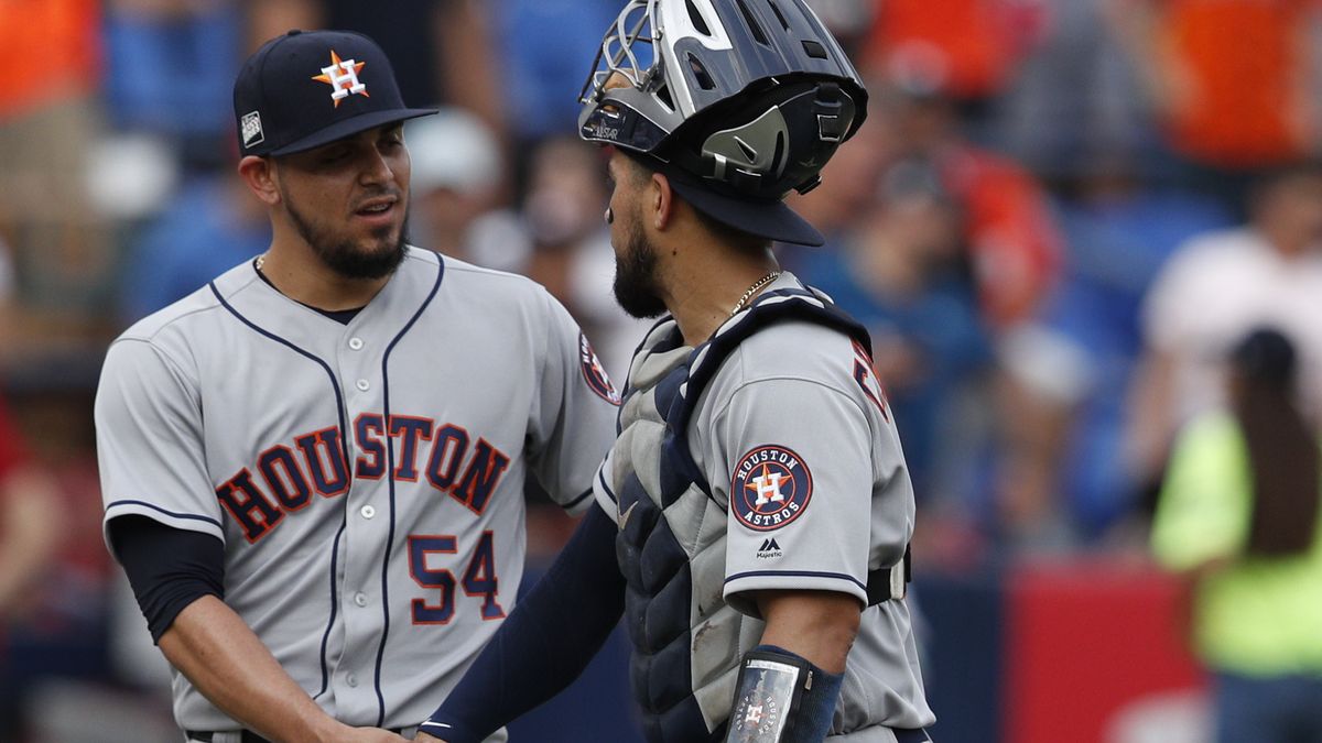 Mexicano Osuna vive momento inolvidable en Monterrey