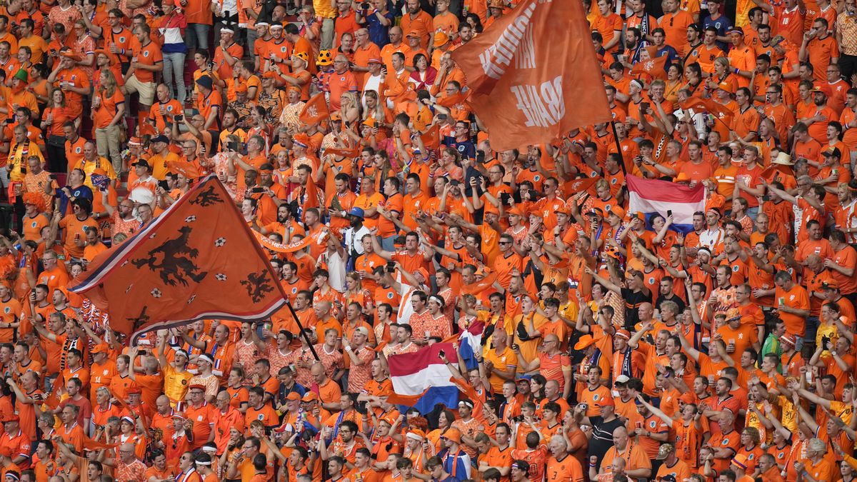 Aficionados holandeses se reúnen en Berlín para que la Naranja Mecánica ...