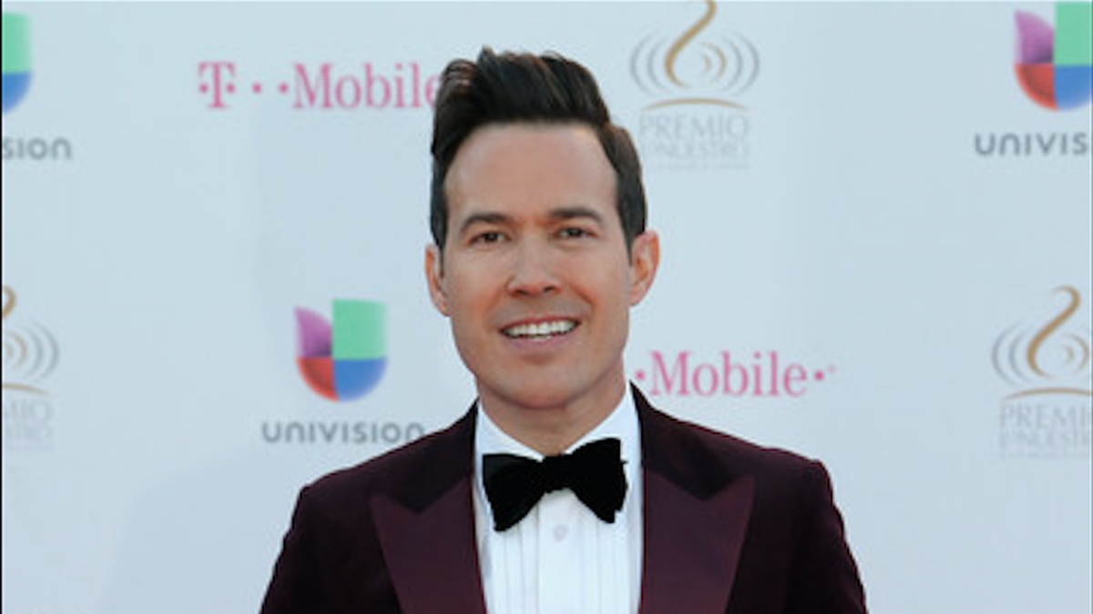 Reportero de entretenimiento Roger Borges cesó sus funciones en ...