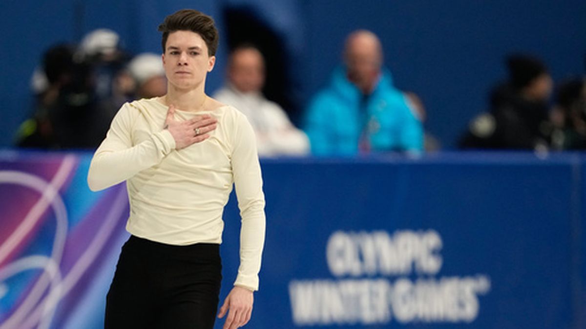 Patinador Maxim Naumov debuta en Juegos Olímpicos un año tras perder a ...