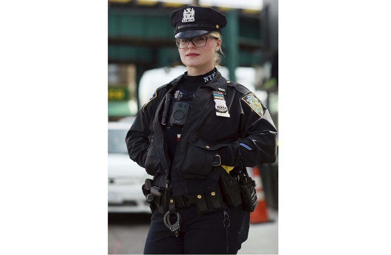 Dan último adiós a policía de NY arrollada por conductor ebrio que ...