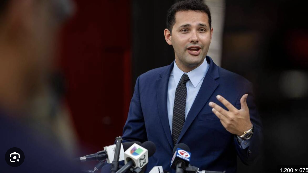 Bryan Calvo gana la alcaldía de Hialeah en las elecciones municipales 2025