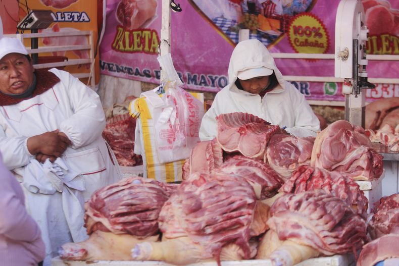 El lechón al horno de Año Nuevo pasa a segundo plato por el alza de ...