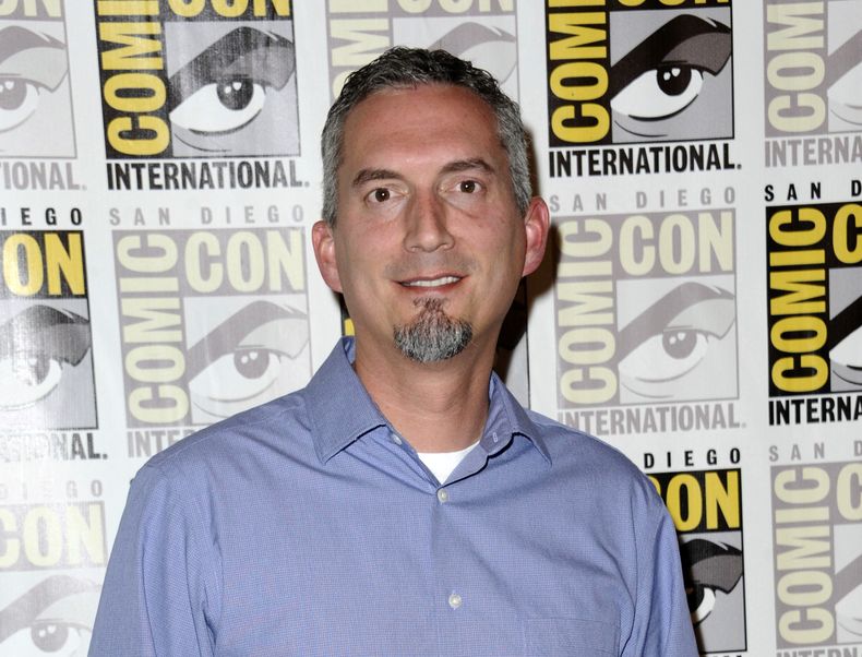 Agente abandona a autor de Maze Runner James Dashner