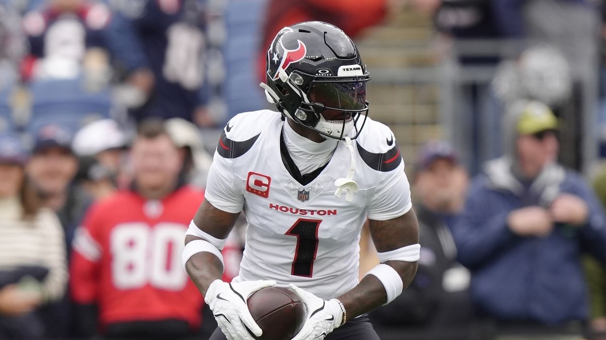 Patriots fichan al receptor Stefon Diggs como nuevo objetivo para Drake ...