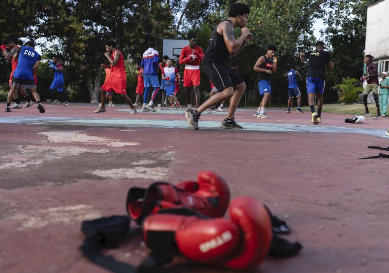 Boxeo profesional vuelve a Cuba, siete décadas después