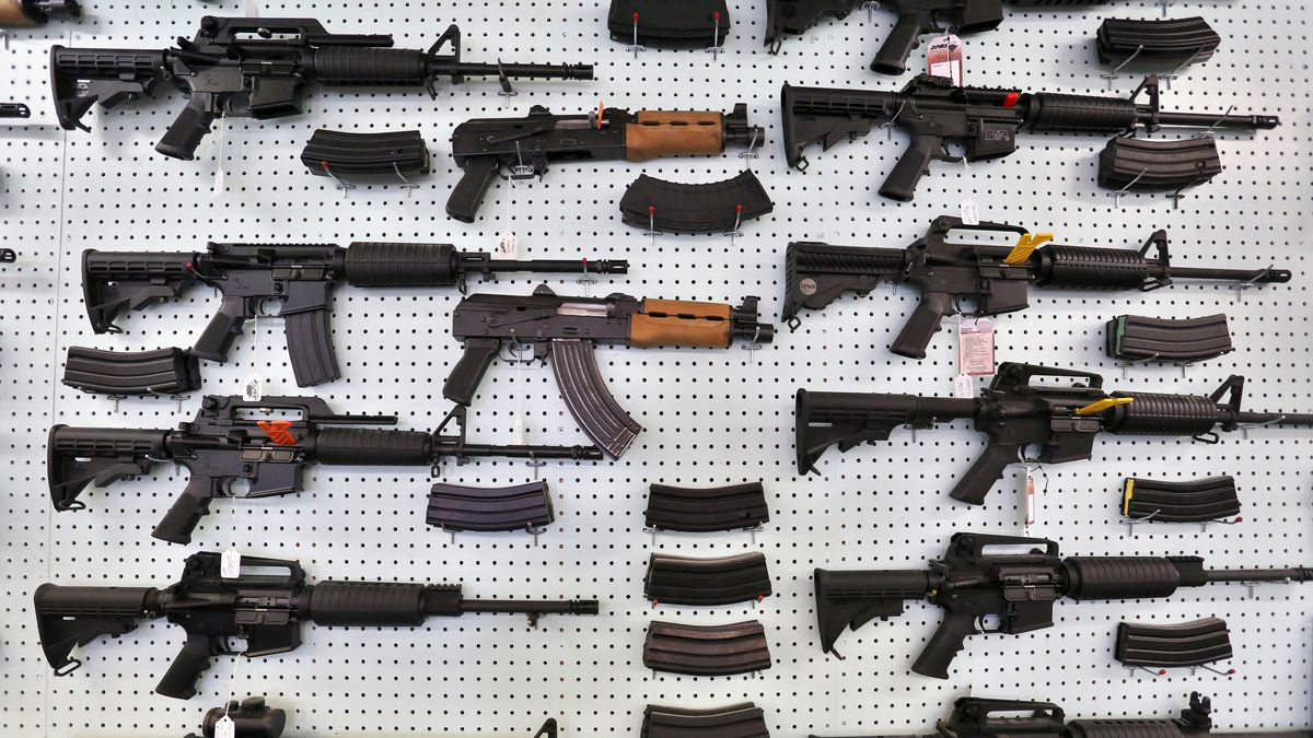 Encuesta: Menos dueños de armas de fuego en EEUU