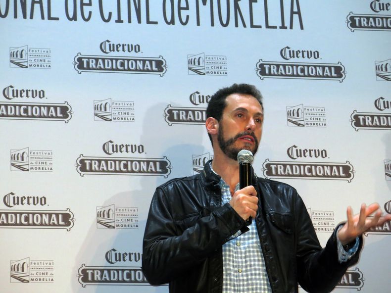 Gabriel Ripstein recibe Premio Cuervo en Morelia